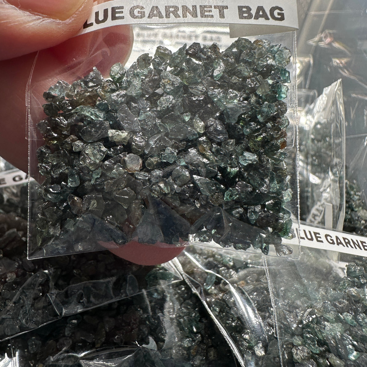 Blue Garnet Bag, Colour Shifting. Tanzania - for inlay only, not for f ...