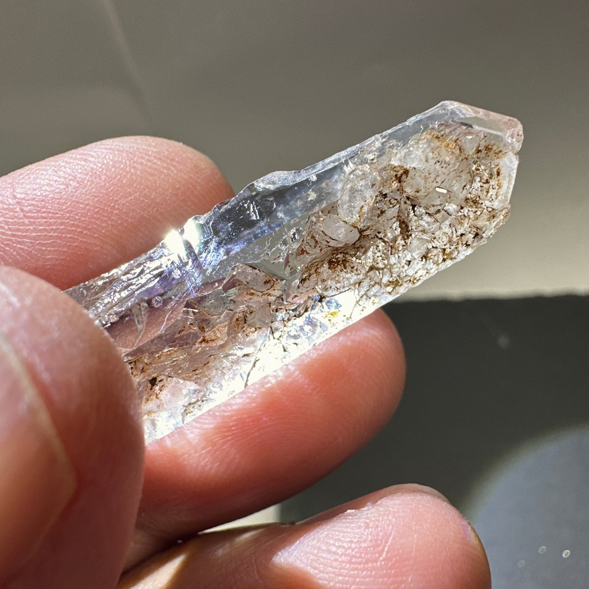 Mondo Quartz Crystal, 6gm, Tanzania – Gems Of East Africa