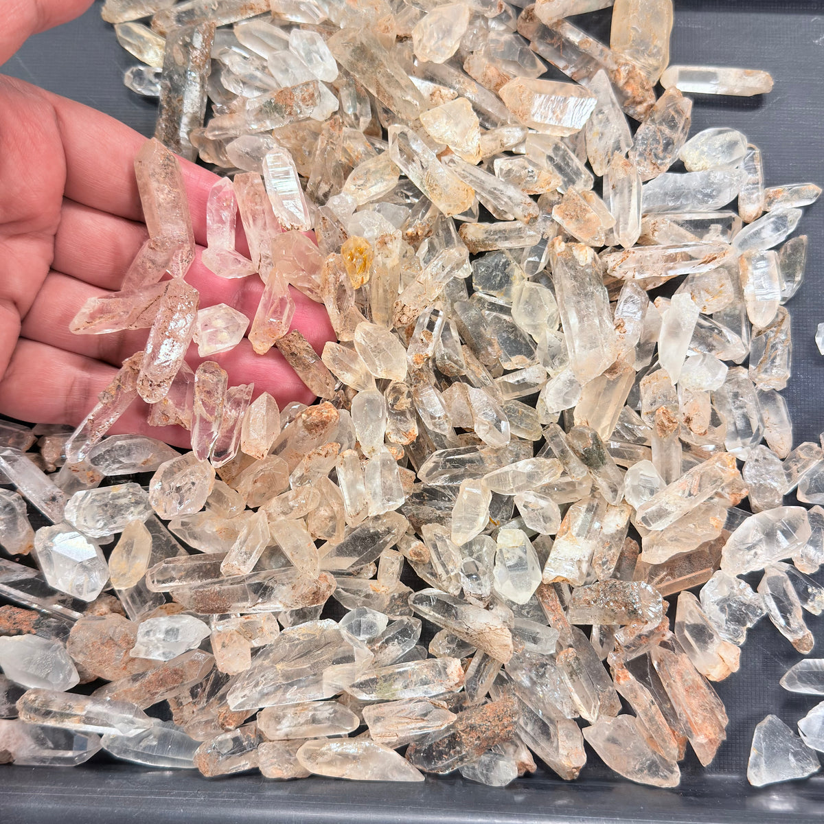Tanzanian Quartz Lot, 770gm, good for selling shows shop window displa ...
